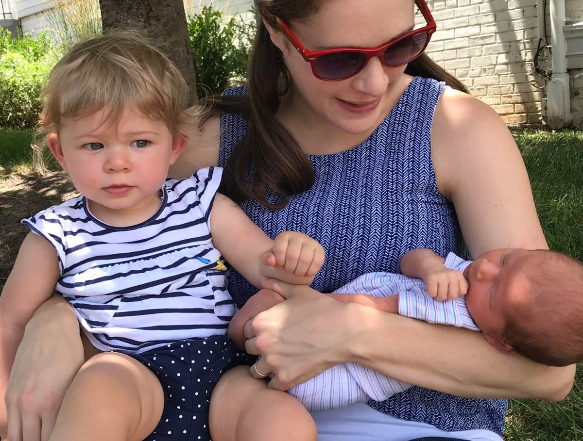 Full Hands – TOTAL W(H)INE